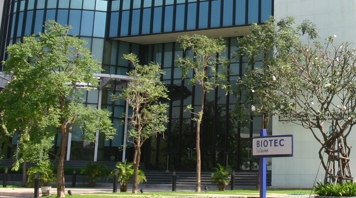 National Center for Genetic Engineering and Biotechnology (BIOTEC ...